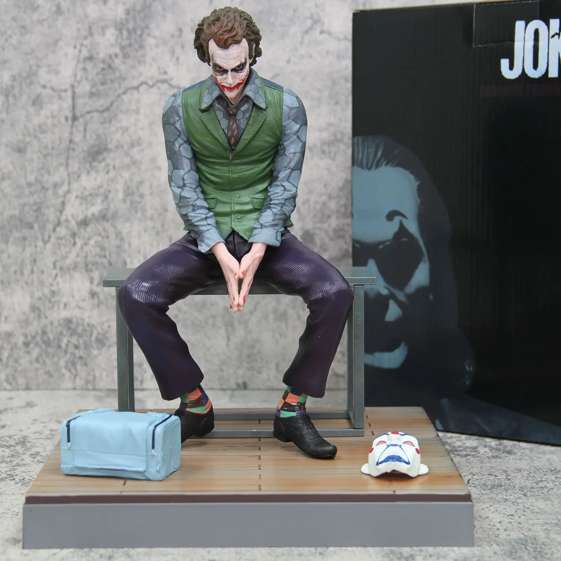 Joker Sitting Action Figure - Kidz Country: